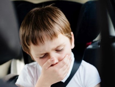 Mal d’auto nei bambini, come superare la cinetosi - Guida Genitori